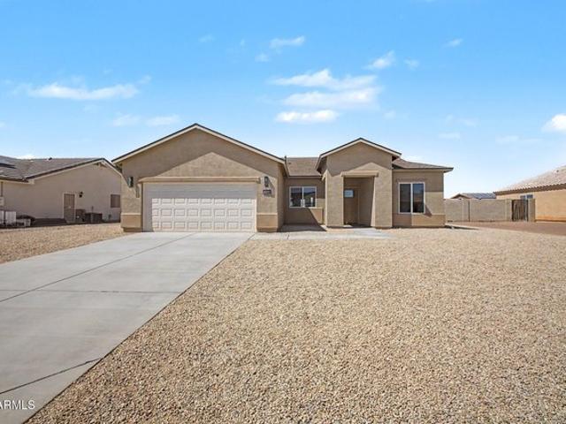 10364 W Mission Dr, Arizona City, AZ 85123