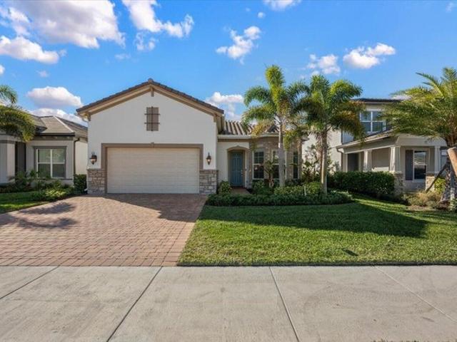 10366 Northbrook Cir, Palm Beach Gardens, FL 33412