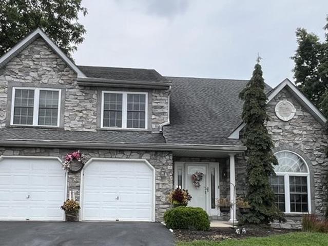 1036 Meadow Dr, Reading, PA 19605