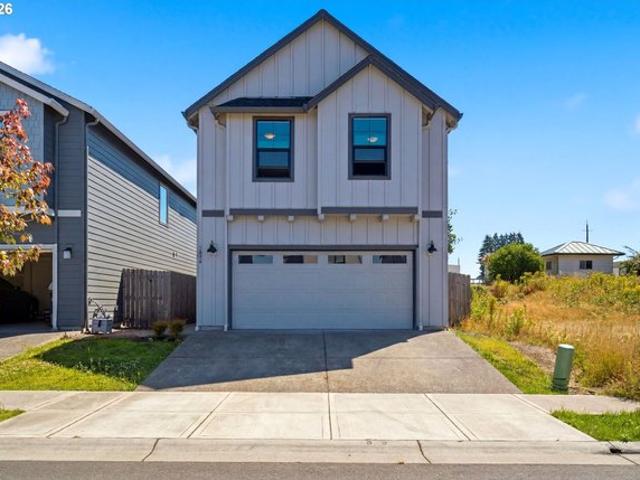 1036 N Auburn Pl, Ridgefield, WA 98642