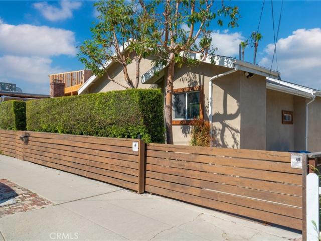 1036 N Avenue 50