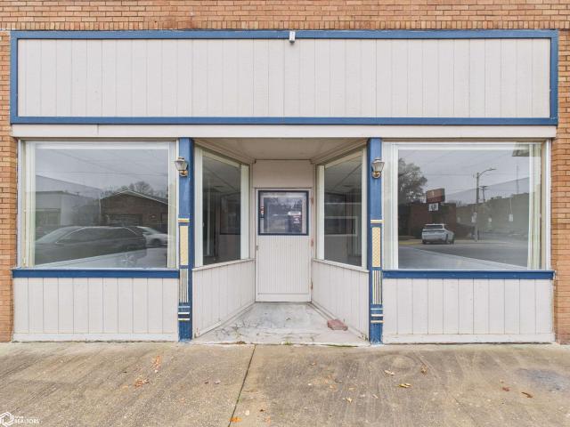1036 Broadway