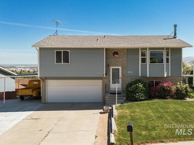 1036 Camas Ln, Pocatello, ID 83204