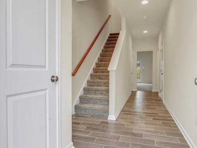 1036 Edenberry Way