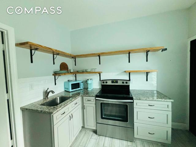 1036 Francis St, West Palm Beach, FL