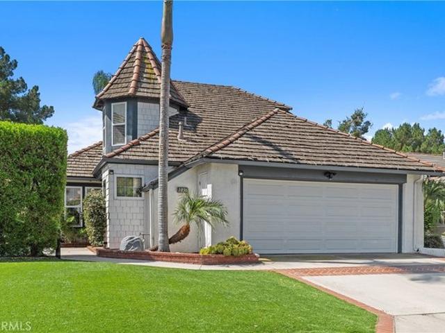 1036 Henrietta Cir, Placentia, CA 92870