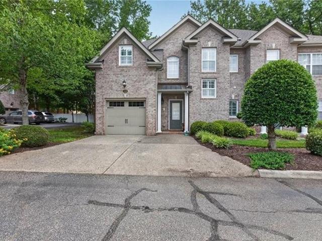 1036 Horton Pl, Virginia Beach, VA 23454