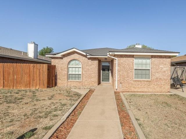 1036 Iola Ave, Lubbock, TX 79416