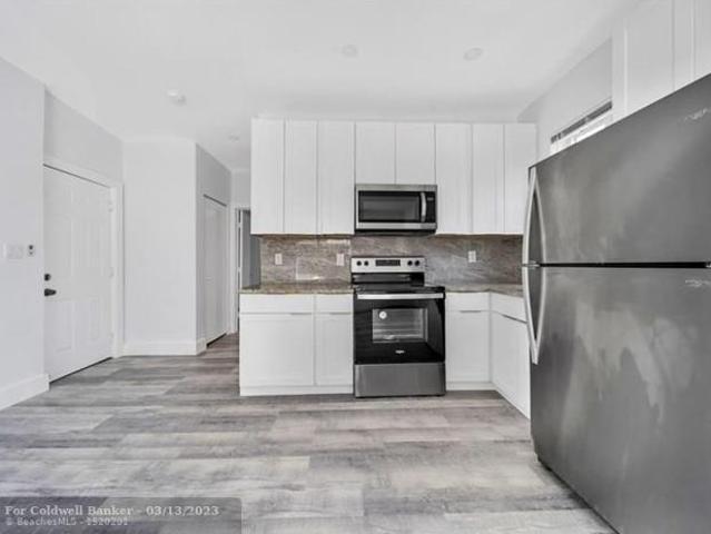 1036 SW 5th St #13, Miami, FL 33130
