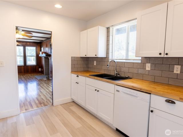 1036 th Street S