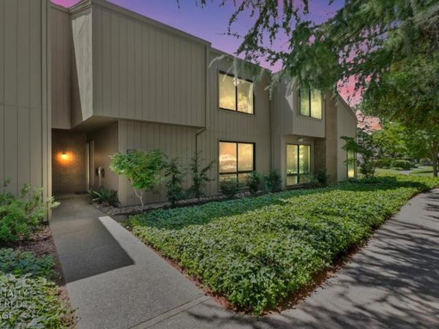 1036 Vanderbilt Way, Sacramento, CA 95825