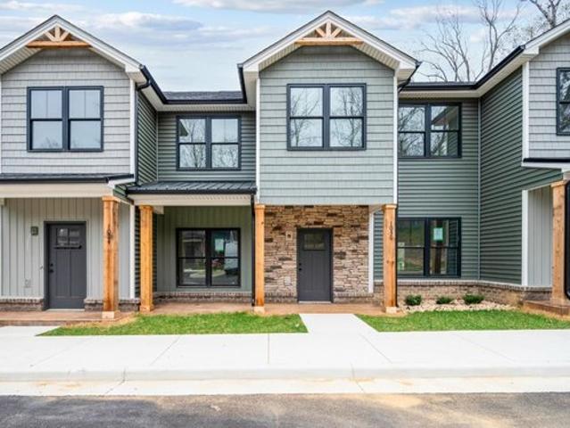 1036 Wythe Dr, Forest, VA 24551