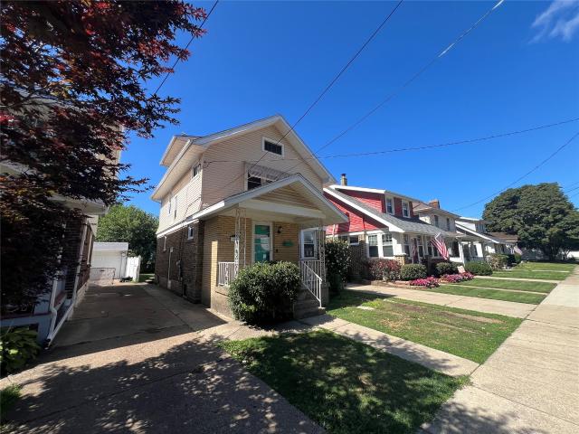 1036 W 29TH Street