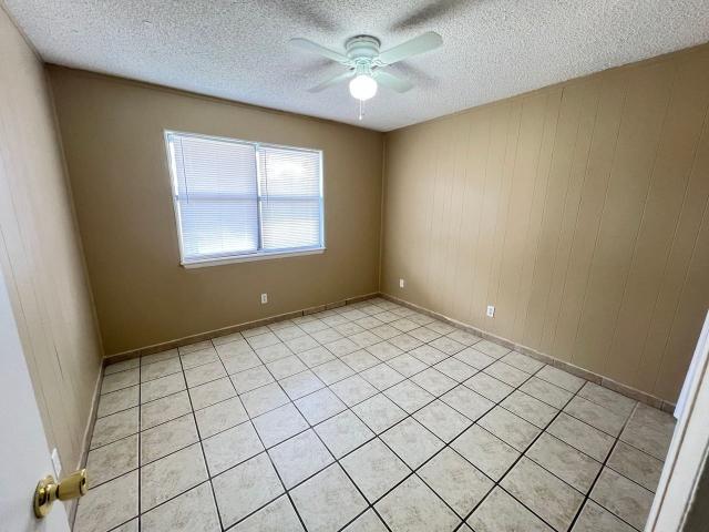 1036 1042 W. Hendrix St. Rogers 2 Bedroom Apartment for Rent at 1036 Hendrix St, Rogers, AR 72756