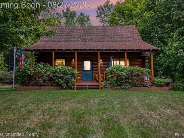 10373 Twin Lakes Drive