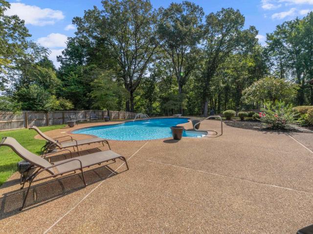 10374 herons ridge cv
