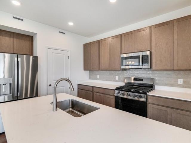 10375 Iowa St, Crown Point, IN 46307