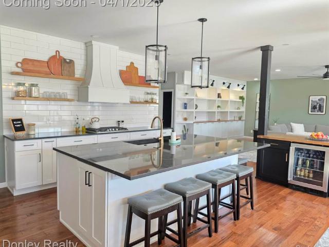 10376 Valley Drive
