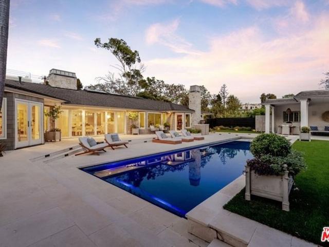 1037 Maroney Ln, Los Angeles, CA 90272