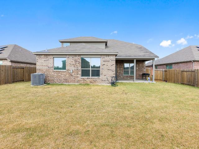 1037 McDonald Dr, Crowley, TX 76036 | MLS #31214