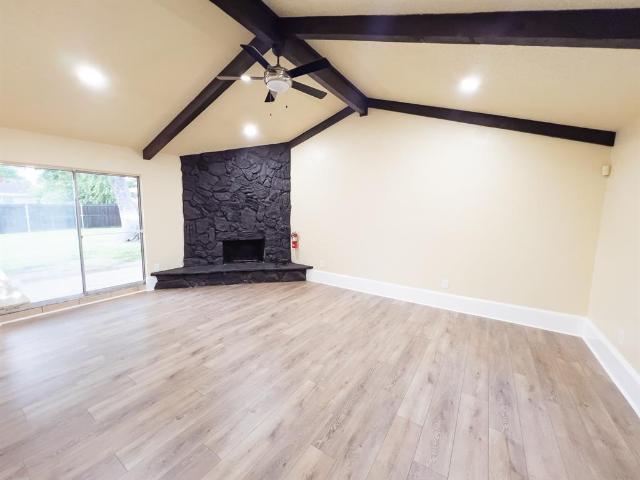 1037 Nancy Lane