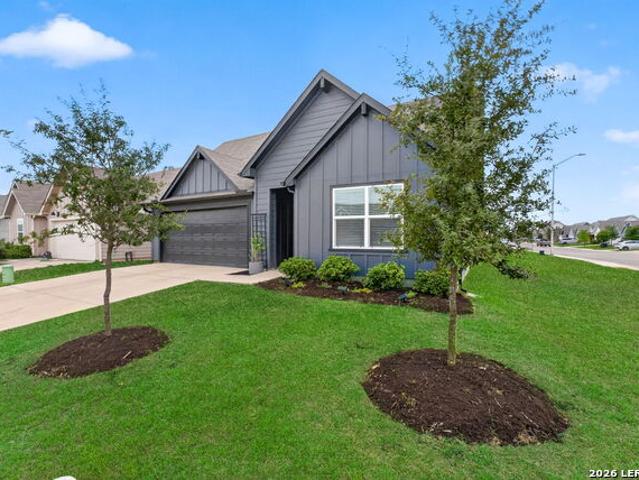 1037 Norway Dr