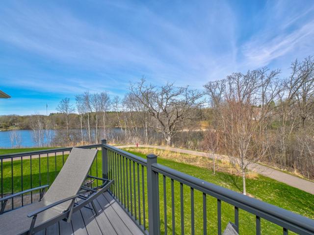 1037 Oakwood Court