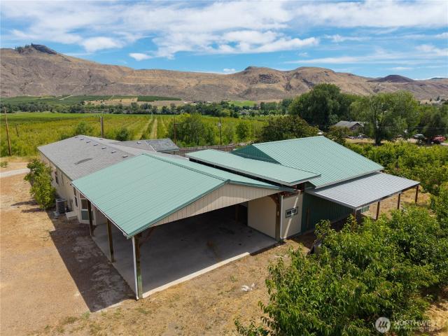 1037 A Highway 7