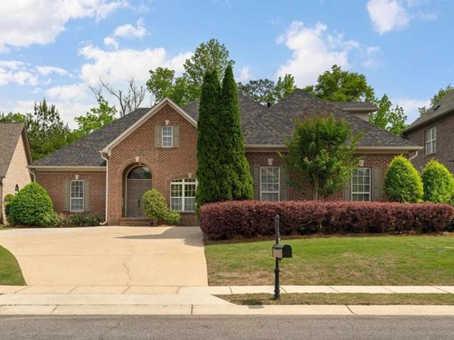 1037 Bridgewater Park Dr, Hoover, AL 35244