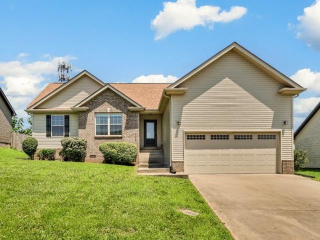 1037 Charles Thomas Dr, Clarksville, TN 37042