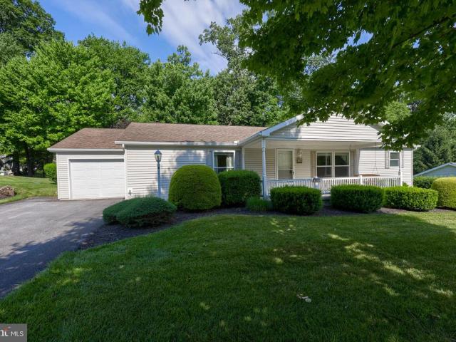 1037 Hemlock Circle