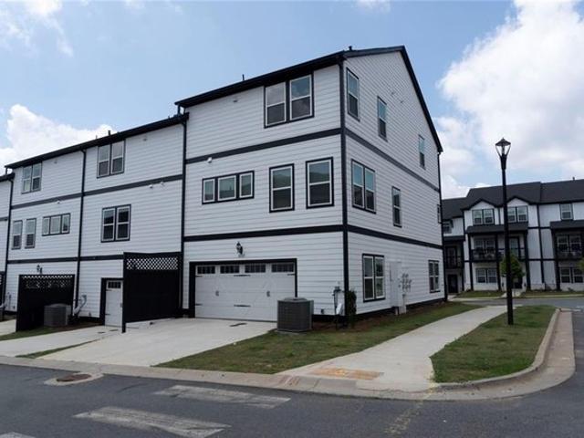 1037 Knoxboro Ln, Woodstock, GA 30188