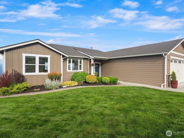 1037 Lightning Way