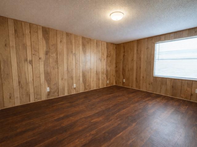 1037 Pecan Valley Rd, Wharton, TX 77488 | MLS #13963