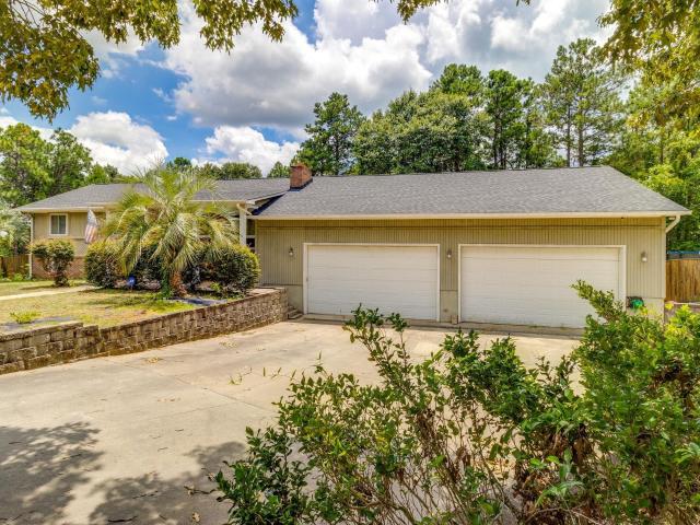 1037 Ridgeview Circle