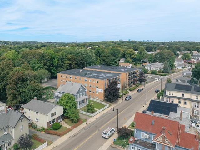 1037 River St, Hyde Park, MA 02136