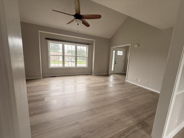 1037 Summerhaven Rd