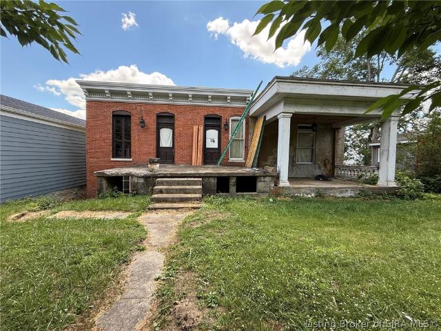 1037 W Main Street