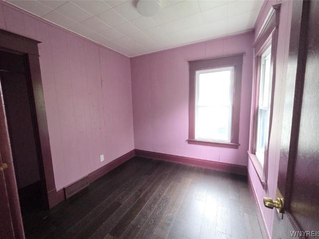 1037 Walden Avenue # 4