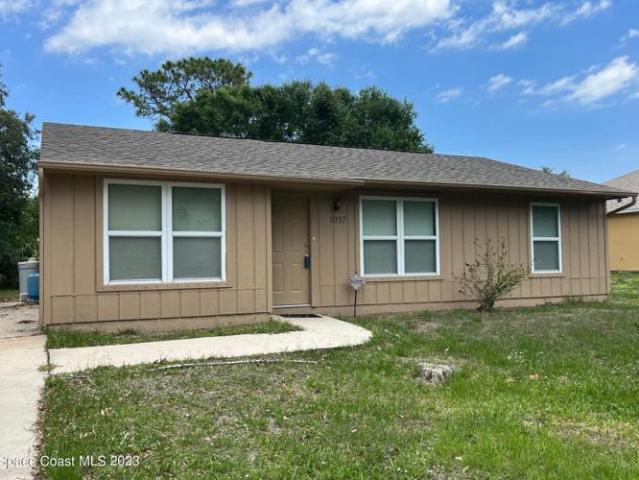 1037 Zambrana St, Palm Bay, FL 32909