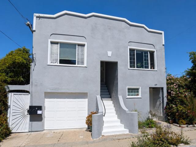 1037 1039 Channing Way