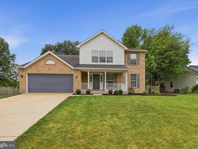 10383 Chamberlin Ct E, Waldorf, MD 20601