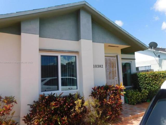 10382 210th Ter SW, Cutler Bay, FL 33189