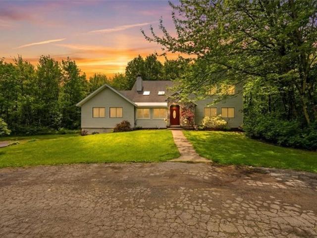 10386 Miller Rd, Marcy, NY 13403