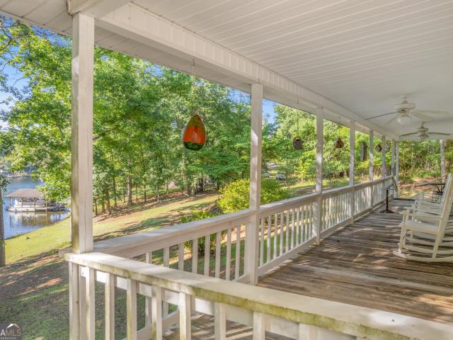 1038 Carrs Station Road NE
