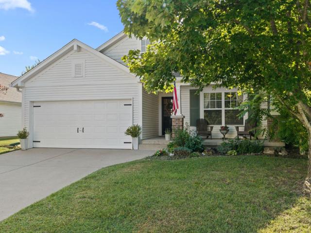 1038 Lexington Farms Dr