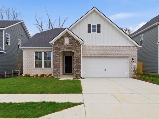 1038 Lionheart Dr, Hermitage, TN 37076