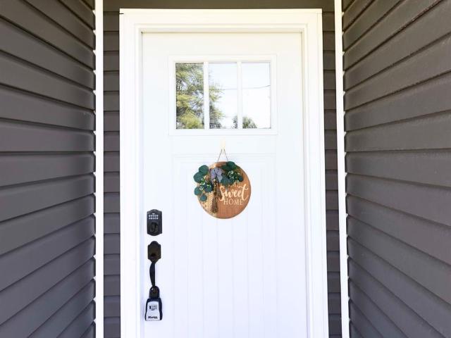 1038 Pansy Pike