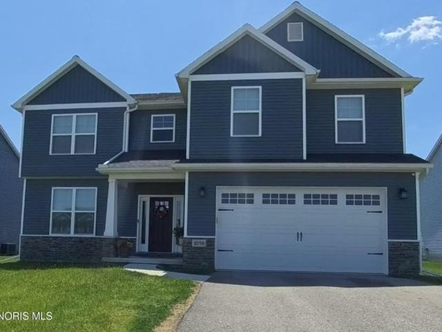 1038 Stoneleigh Rd, Perrysburg, OH 43551
