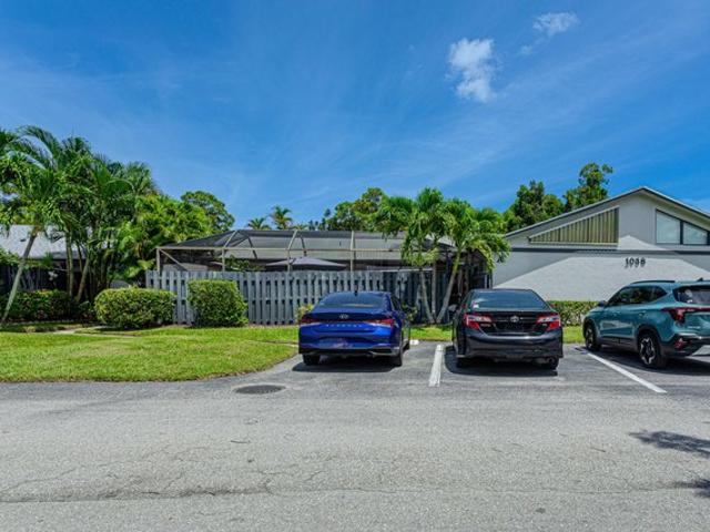 1038 Summit Trail Cir Apt A, West Palm Beach, FL 33415